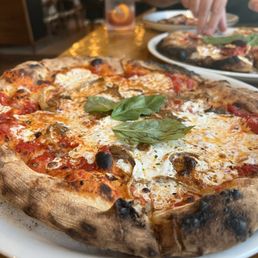 PIZZA TO THE RESCUE - Updated January 2026 - 457 Photos & 263 Real ...