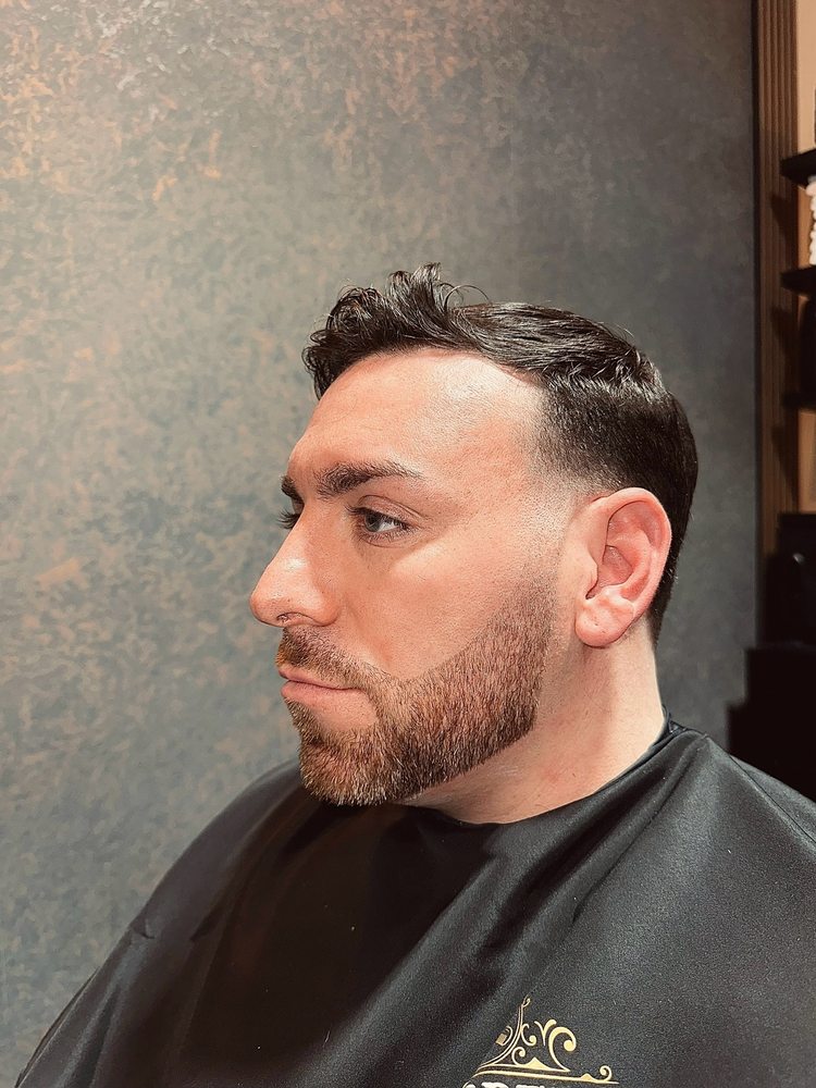 DOSH BARBER STUDIO - Updated April 2025 - 12 Photos - 16215 Biscayne ...