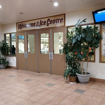 ICE CENTRE AT THE PROMENADE - Updated December 2025 - 20 Photos & 29 ...