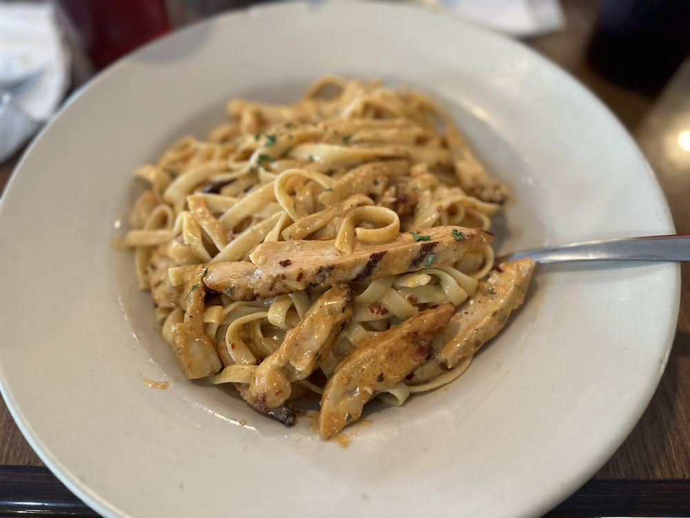 CAPPARELLIS ITALIAN FOOD & PIZZA ON SOUTHCROSS - Updated August 2024 ...