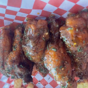 VALLEY WINGS DALLAS - Updated July 2024 - 58 Photos & 33 Reviews - 7989 ...