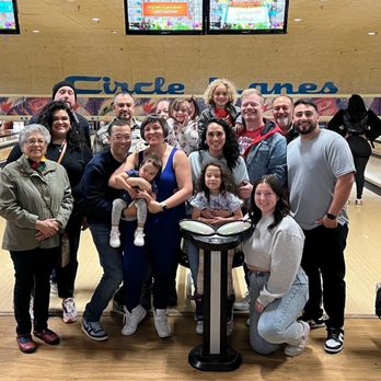 CIRCLE LANES - Updated December 2025 - 41 Photos & 64 Reviews - 7244 ...