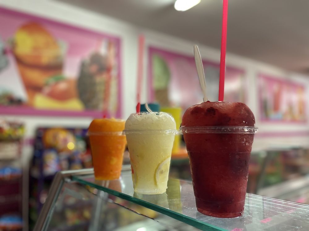 AZUSENA’S RASPADOS Y ICE CREAM - Updated July 2024 - 30 Photos & 32 ...