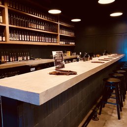 THE MASH HOUSE - Updated October 2025 - 241 Photos & 139 Reviews - 10 E ...