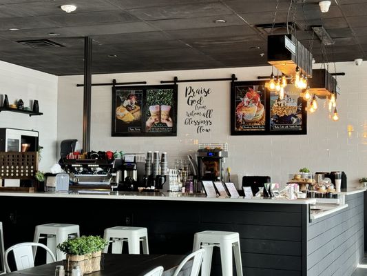 VANESSA’S COFFEE SHOP - Updated May 2025 - 119 Photos & 40 Reviews ...