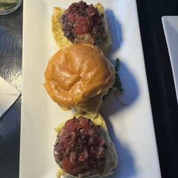 EMBARGO - Updated December 2025 - 348 Photos & 509 Reviews - 453 Main ...