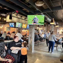 FINNEY’S CRAFTHOUSE - REDLANDS - Updated January 2026 - 734 Photos ...