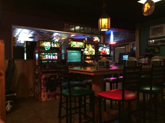 FUN HOUSE PIZZA - Updated November 2025 - 30 Photos & 64 Reviews - 405 ...