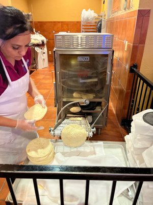 THE PLAZA RESTAURANT & BAR - Updated December 2025 - 87 Photos & 181 ...