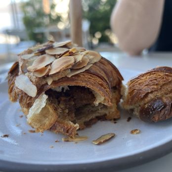 ELLER BAKERY - Updated October 2025 - 825 Photos & 463 Reviews - 1651 ...