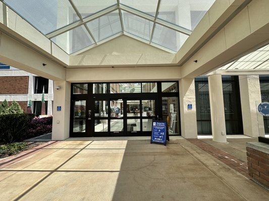 SCRIPPS MEMORIAL HOSPITAL LA JOLLA - 362 Photos & 512 Reviews - 9888 ...