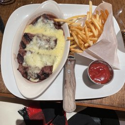 BISTRO 7 - Updated December 2025 - 736 Photos & 465 Reviews - 7111 S ...