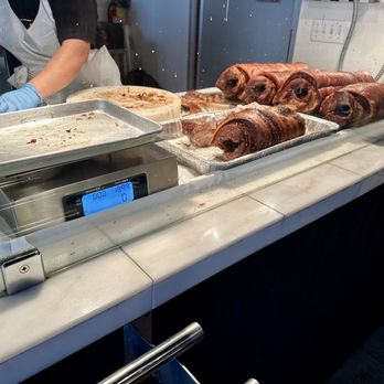 BAI CEBU LECHON - Updated July 2025 - 377 Photos & 295 Reviews - 303 ...