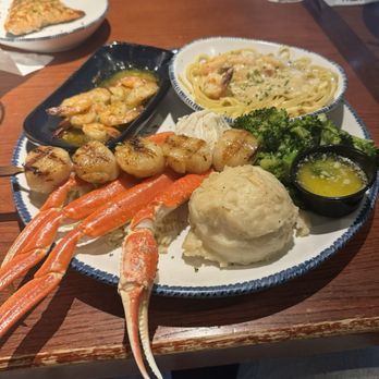 RED LOBSTER - Updated January 2026 - 82 Photos & 116 Reviews - 2522 ...