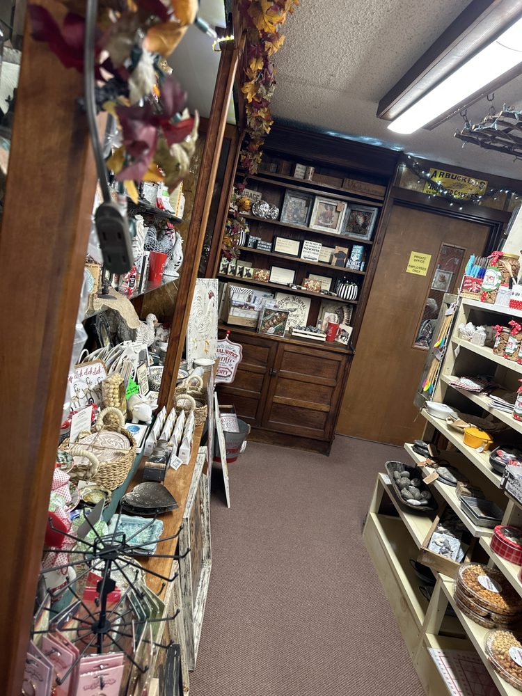 OKLAHOMA PECAN CO. - OK-3, Oklahoma City, Oklahoma - Candy Stores - Yelp