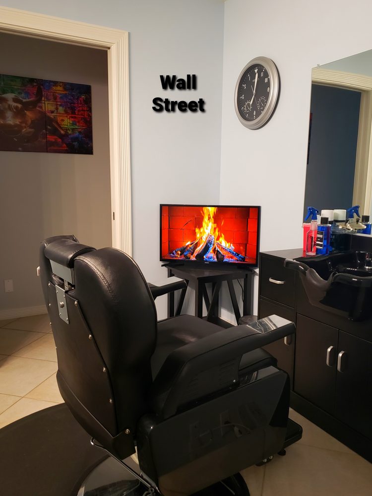 WALL STREET BARBERSHOP - Updated November 2024 - 37 Photos - 505 NE 3rd ...
