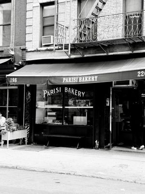 PARISI BAKERY - Updated September 2025 - 413 Photos & 513 Reviews - 198 ...