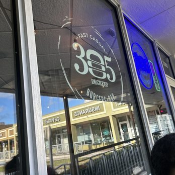 305 DEGREES BURGERS BAR - Updated July 2025 - 81 Photos & 52 Reviews ...