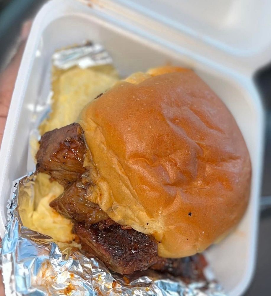 MANN MEATS - Updated August 2025 - 39 Photos & 68 Reviews - 300 St ...
