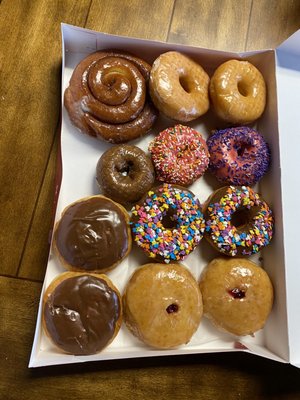 CARSON DONUTS - Updated December 2025 - 39 Photos & 62 Reviews - 3170 S ...