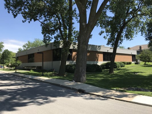 DUNDEE LIBRARY - Updated October 2025 - 11 Reviews - 555 Barrington Ave ...