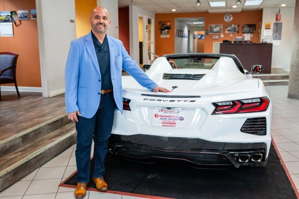 INTERNATIONAL AUTO OUTLET - Updated December 2025 - 42 Photos & 48 ...