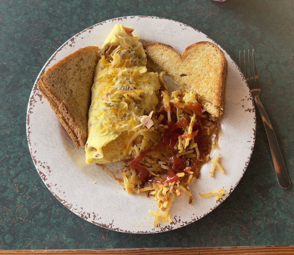 BAYSIDE CAFE - Updated June 2024 - 14 Photos - 6511 Laird Park Rd ...