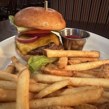 SAM KENDALL’S - Updated August 2025 - 166 Photos & 177 Reviews - 1043 ...