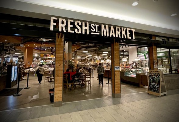 FRESH ST MARKET - Updated December 2025 - 25 Photos - 20-1320 Trans ...