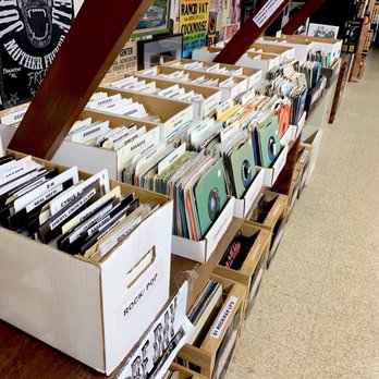 REPO RECORDS & COLLECTIBLES - Updated December 2024 - 73 Photos & 46 ...