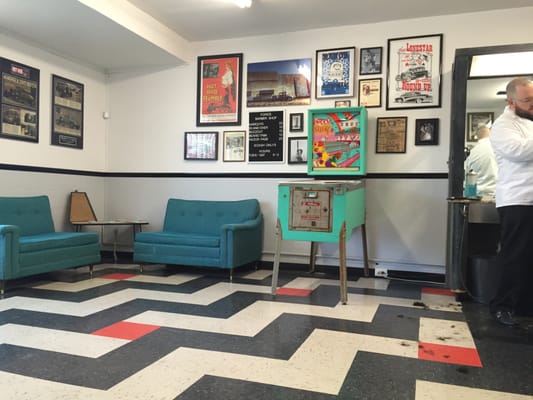 FORDS BARBER SHOP - Updated September 2025 - 13 Photos & 24 Reviews ...