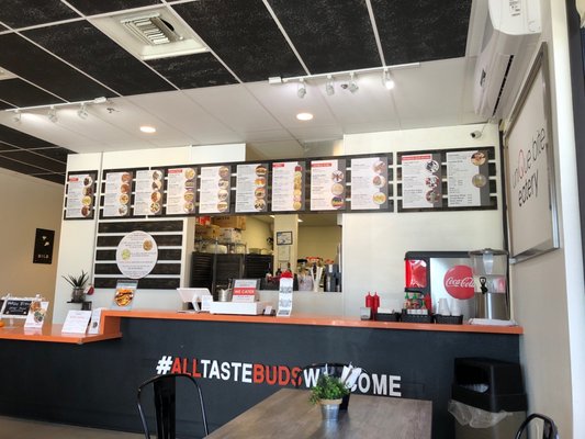 UNIQUE BITE EATERY - 227 Photos & 453 Reviews - 82900 Ave 42, Indio ...