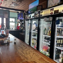 WINDJAMMERS BAR AND GRILL - Updated July 2025 - 82 Photos & 102 Reviews ...