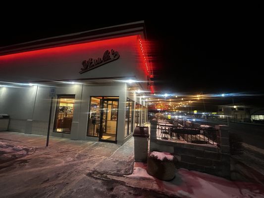 HUB’S RESTAURANT - Updated June 2026 - 210 Photos & 248 Reviews - 3727 ...