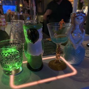 36 BELOW - Updated September 2025 - 885 Photos & 316 Reviews - 3620 E ...