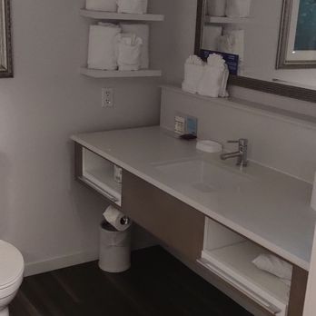 HAMPTON INN MONTEREY - Updated December 2025 - 183 Photos & 116 Reviews ...