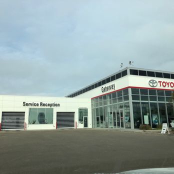 GATEWAY TOYOTA - Updated January 2026 - 52 Photos & 61 Reviews - 2020 ...