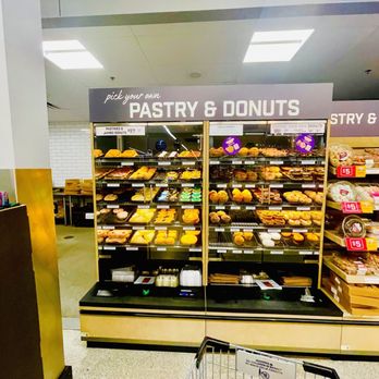 GIANT - Updated December 2025 - 18 Photos & 32 Reviews - 1649 Crofton ...