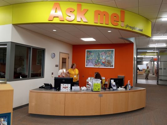 MERIDEN PUBLIC LIBRARY - Updated December 2025 - 45 Photos - 105 Miller ...