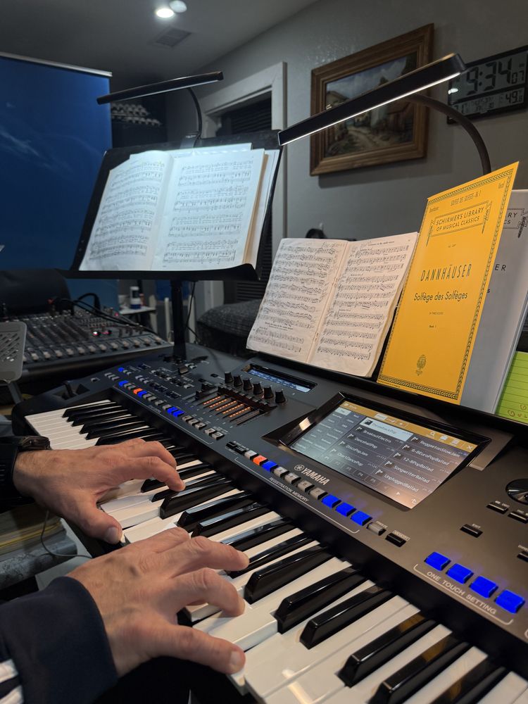 CLASES DE CANTO Y PIANO - Updated March 2025 - Request Information ...