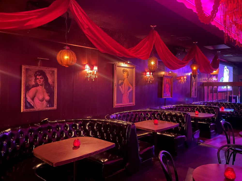 FOOTSIE’S - Updated September 2025 - 128 Photos & 348 Reviews - 2640 N ...