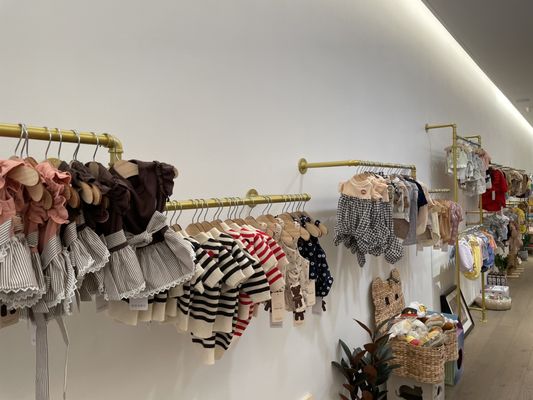 KIMOMI PETS - Updated October 2025 - 127 Madison Ave, New York, New ...