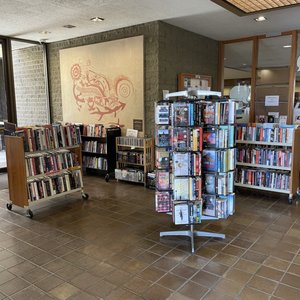 CARPINTERIA COMMUNITY LIBRARY - Updated December 2025 - 10 Photos & 13 ...