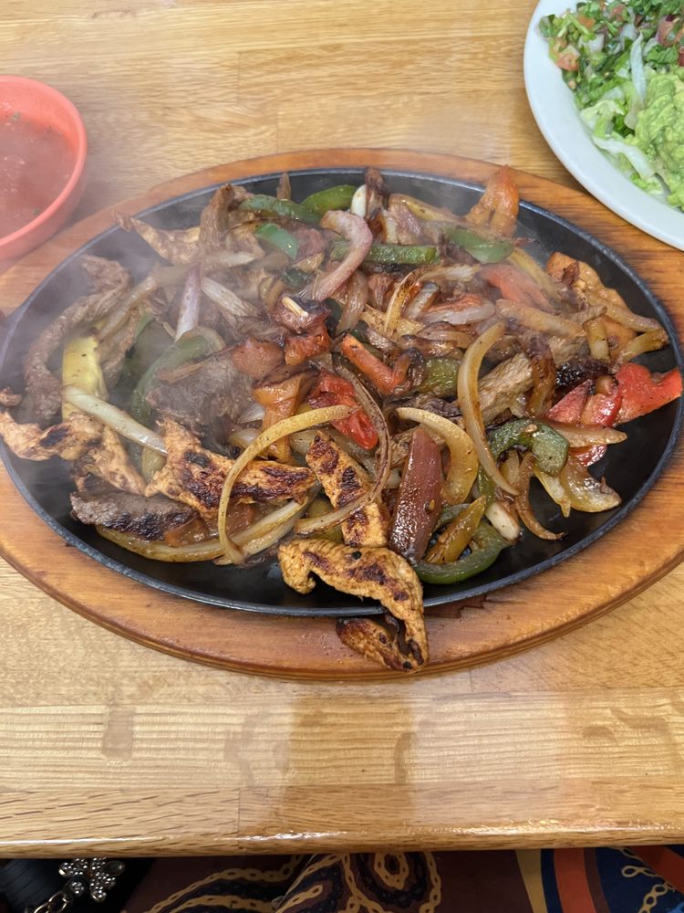 LOS TRES AMIGOS MEXICAN RESTAURANT - Updated January 2026 - 41 Photos ...