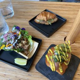 THE LOVE SHACK - Updated December 2025 - 274 Photos & 92 Reviews - 1645 ...