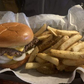 SOUTH GATE SALOON - Updated January 2026 - 13 Reviews - 4350 State ...