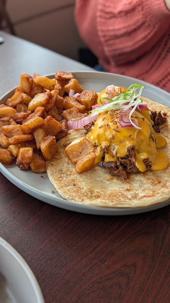 SPICE NOSH - Updated September 2025 - 14 Photos - 845 Lakeshore Road E ...