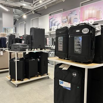 QUEENS CENTER - Updated September 2025 - 559 Photos & 430 Reviews - 90 ...