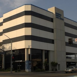 VIGEN KHOJAYAN, MD - Updated August 2024 - 37 Reviews - 435 Arden Ave ...