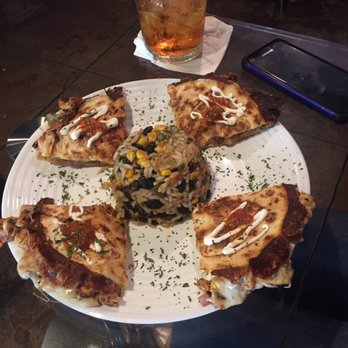 KAZOOLA EATERY AND ENTERTAINMENT - Updated October 2025 - 58 Photos ...